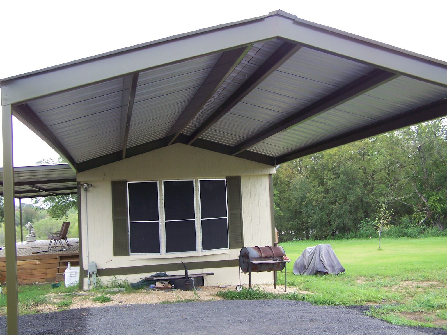 The Art of Building a Floating Roof Over Your Mobile Home - Freedom ...